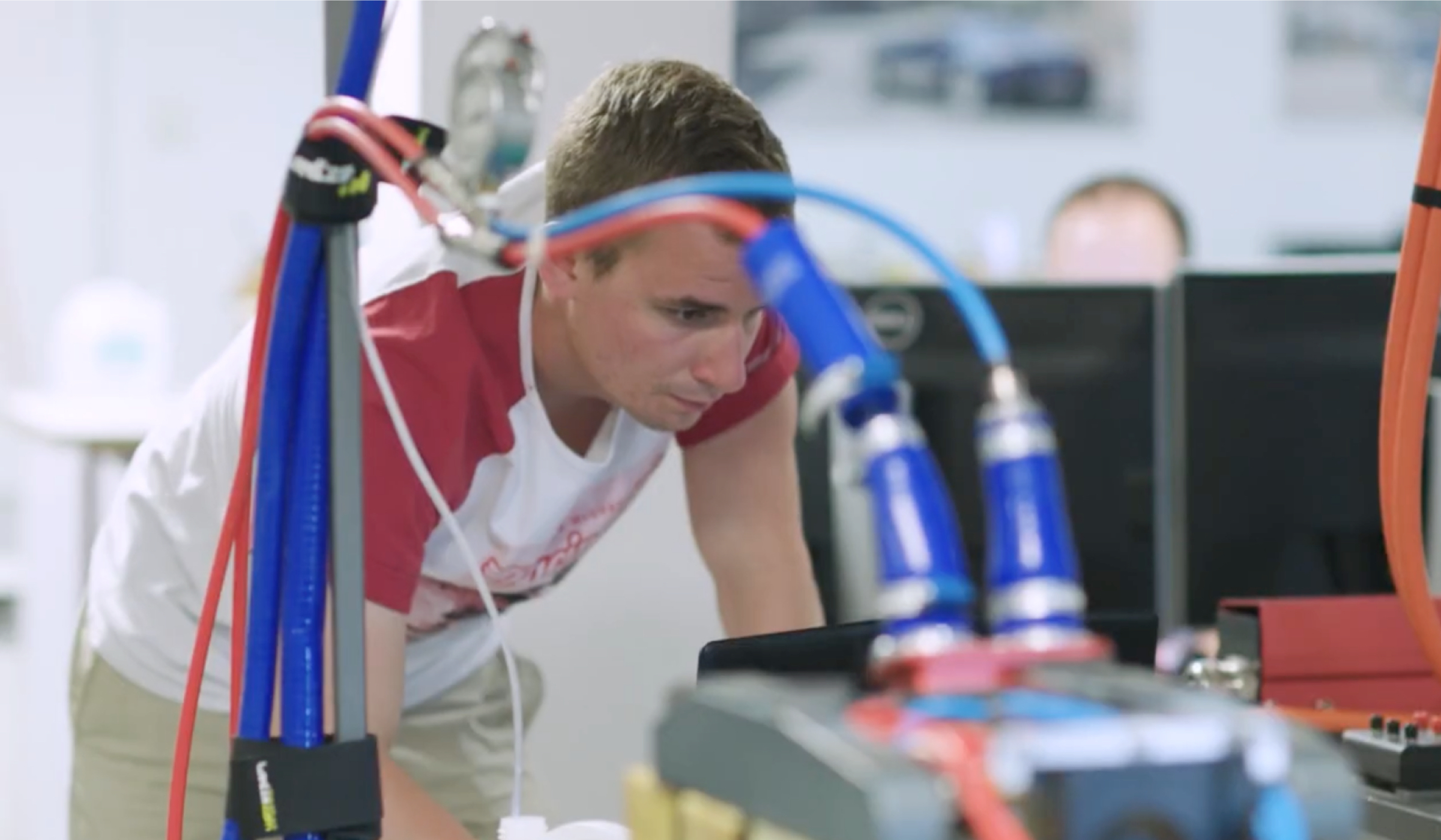 How Do You Dyno Test An Electric Hypercar Battery? - APEX.one